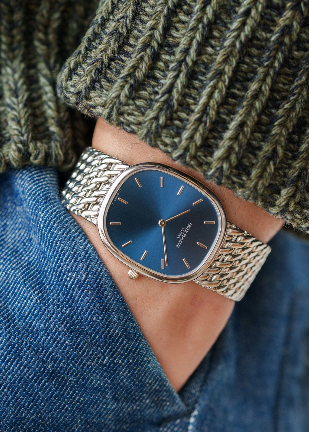 Patek Philippe Golden Ellipse 3738 "Jumbo" WG Blue Sigma Dial with Ext ...